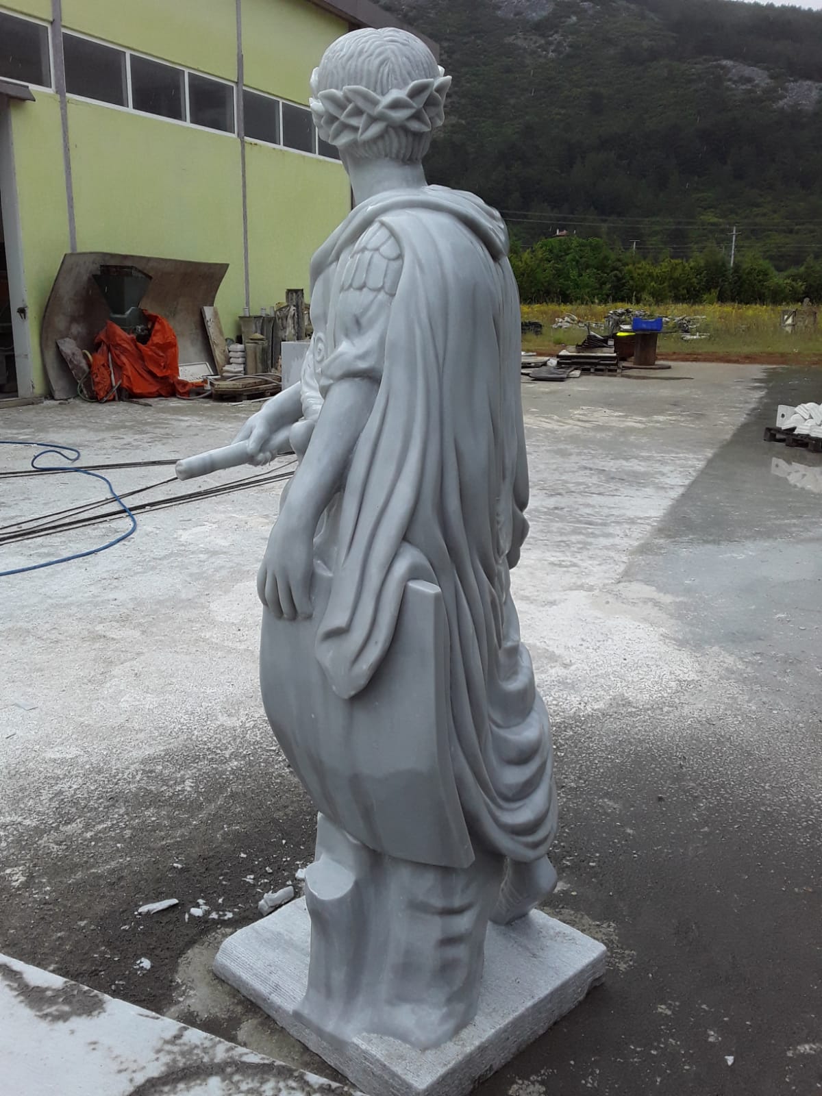 MarbleOZ. Caesar Marble Statue
